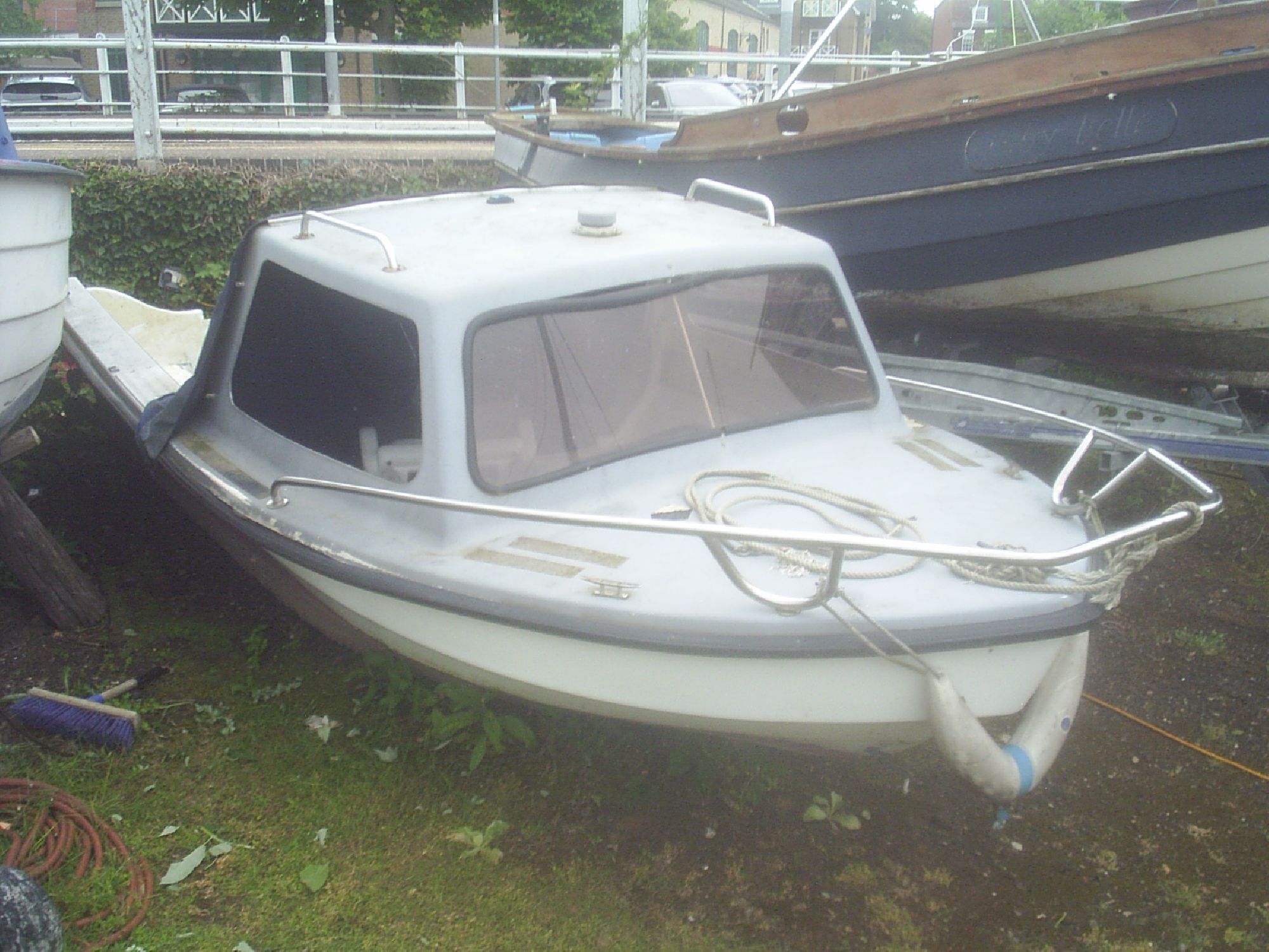 Listing for sale: Dejon 14: Dejon 14 fishing / pleasure day boat
